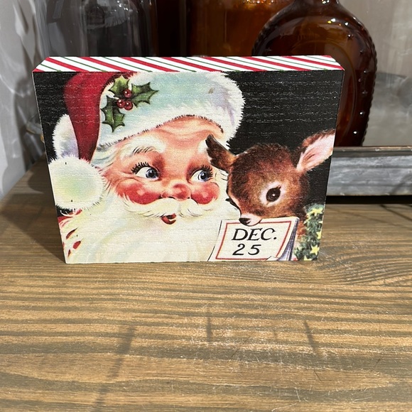 Room & Retreat | Other | Vintage Looking Santa Claus With Reindeer Box ...